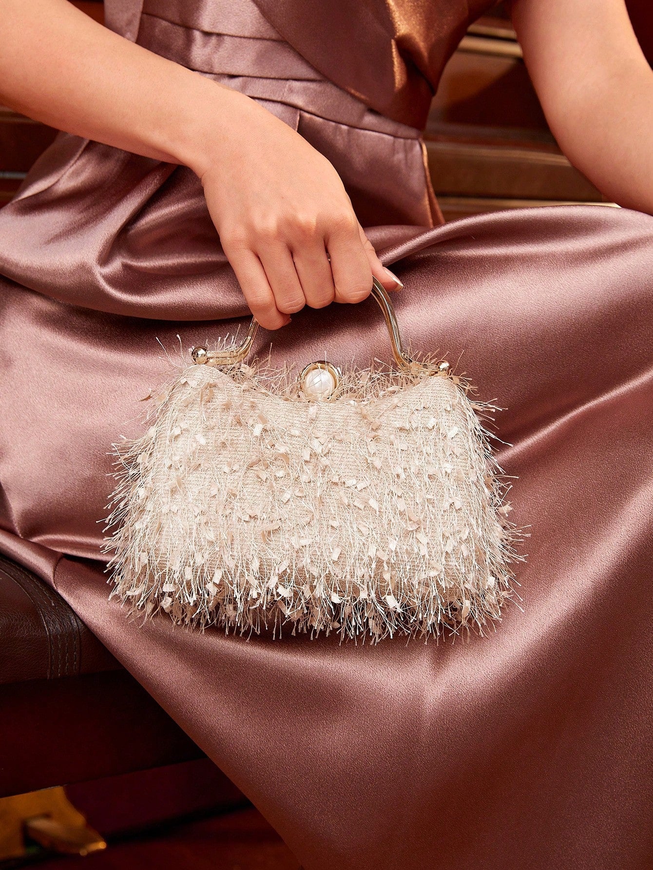SHEIN Belle Plush Feather & Rhinestone Decor Top Handle Box Bag ...